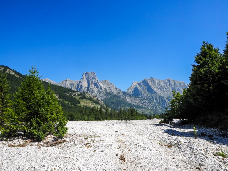 Zauberhaftes Valbona Tal - Wandern in den Albanischen Alpen